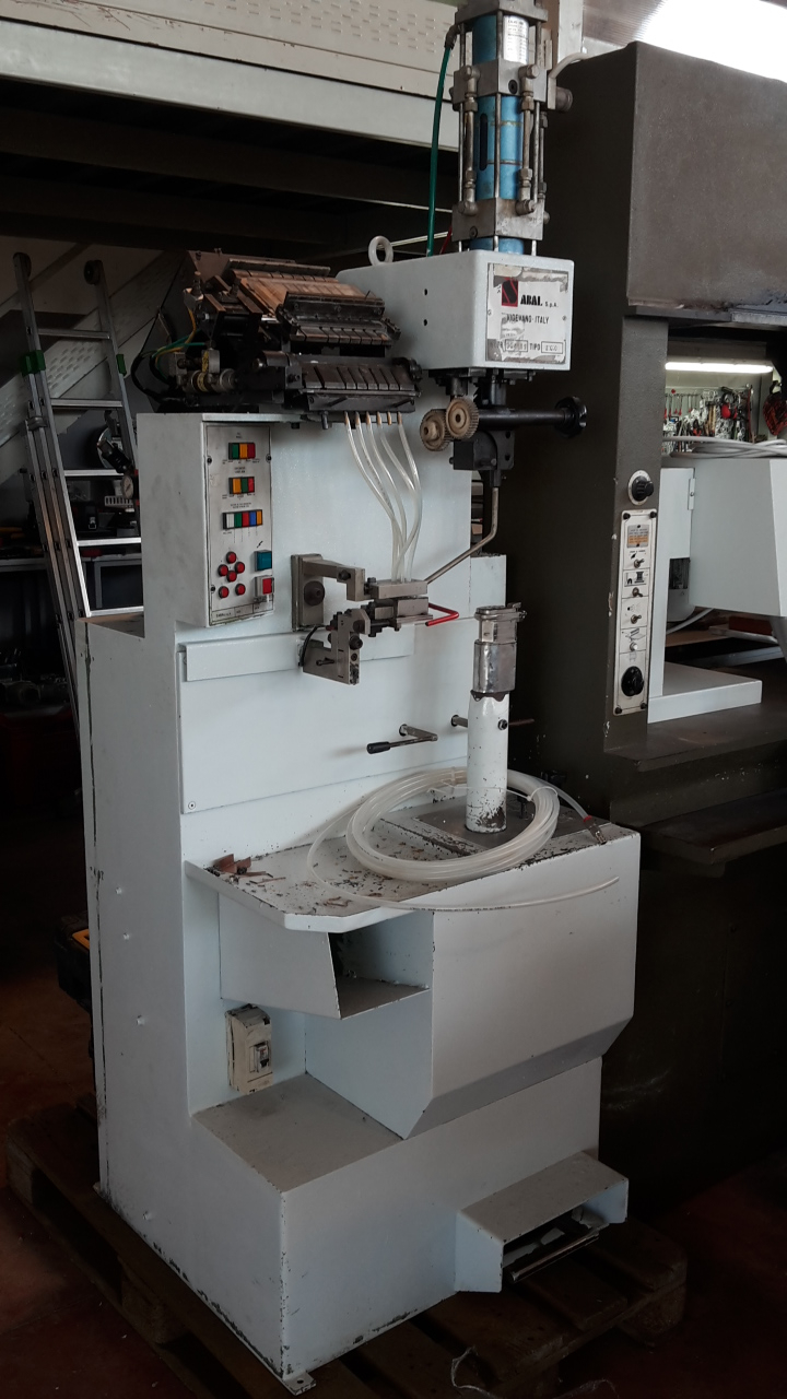 Vimac srl, machineries for footwear and leather goods.