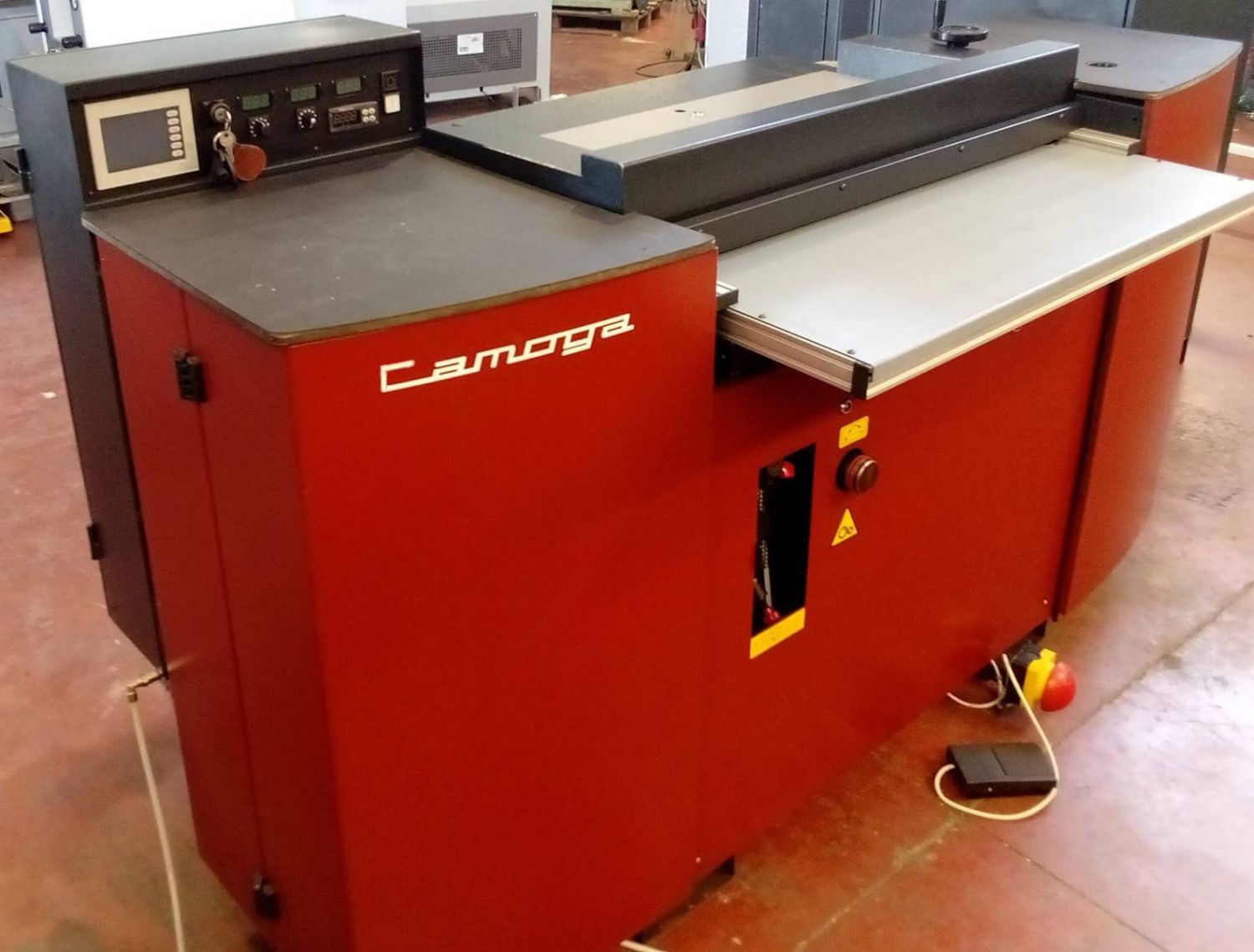 Vimac srl, machineries for footwear and leather goods.